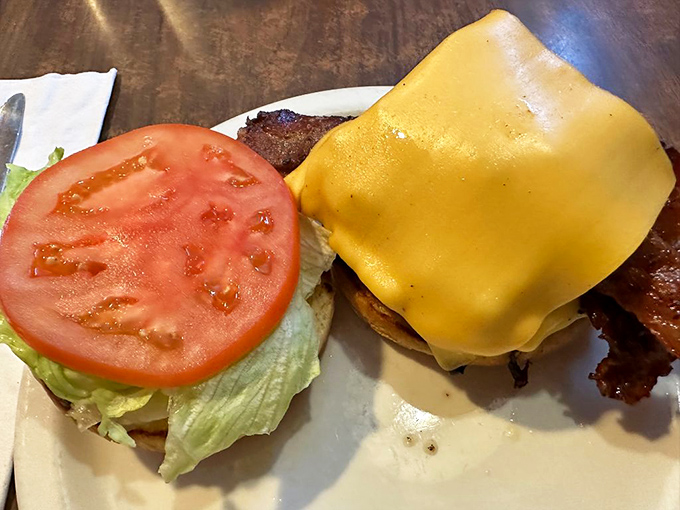 A cheeseburger that doesn't need a fancy name or artisanal pretensions&mdash;just the decency to be delicious.