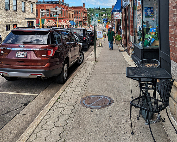 Strolling Stillwater's sidewalks feels like walking through a perfectly preserved film set&mdash;except these brick storefronts house real businesses instead of Hollywood facades.