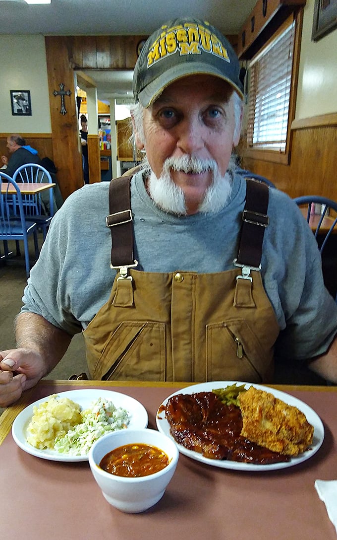 Where good food meets great company. The dining room at Don's feels like Sunday dinner at your favorite relative's house &ndash; if that relative could cook for an army.