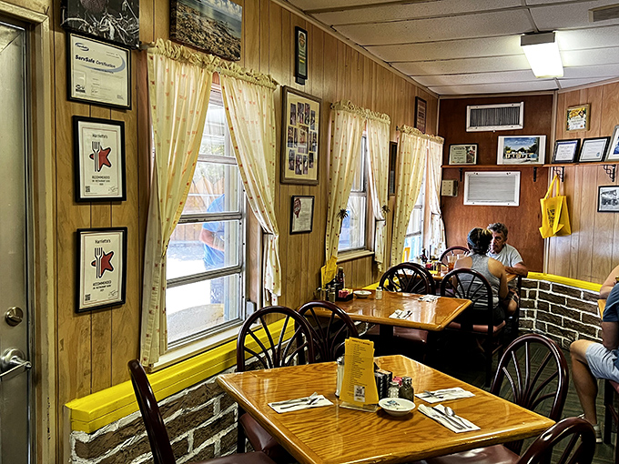 Fellow diners become temporary neighbors in the Harriette's experience, where strangers share knowing glances that say, "Yes, this breakfast was worth the drive."