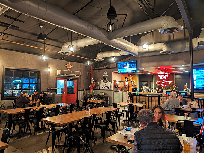 When the dining room fills with happy eaters, you know you've found the real deal&mdash;a place where calories don't count and napkins are essential.