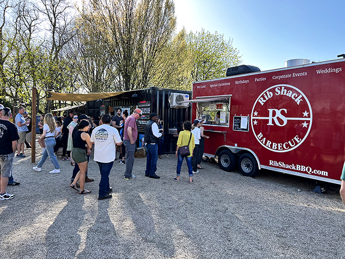 The food truck that brings Rib Shack's smoky treasures to the masses. That line of people knows something wonderful awaits.