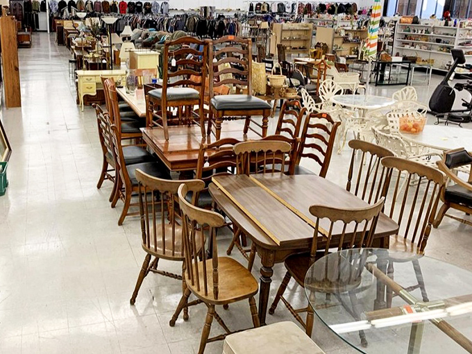 Dining sets with good bones and better stories. That oak table could be the setting for your next holiday gathering or Tuesday night pizza.