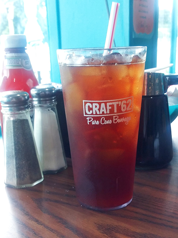 Even the iced tea comes in a glass big enough to quench a marathon runner's thirst &ndash; no tiny portions here!