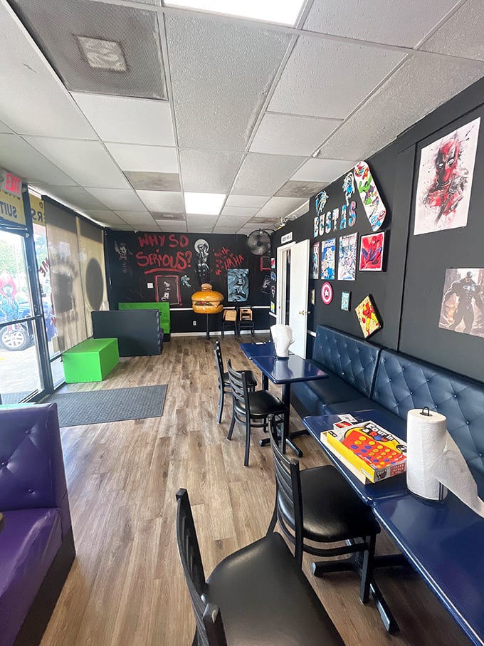 Modern booths, wooden floors, and walls that ask "Whose side are you on?" Team Delicious, obviously.