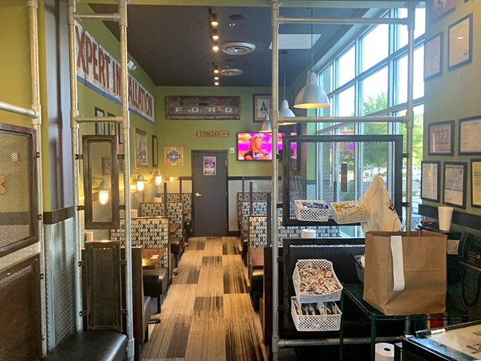 The industrial-chic dining area feels like the garage where rock bands start, except the instruments are forks and the music is "mmmmm."