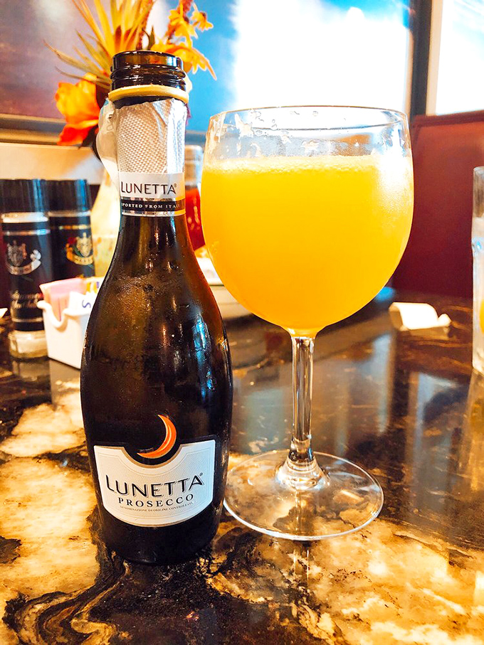 Weekend brunch gets the sparkle it deserves with a sunshine-bright mimosa. Bubbles make everything better, especially in Florida.