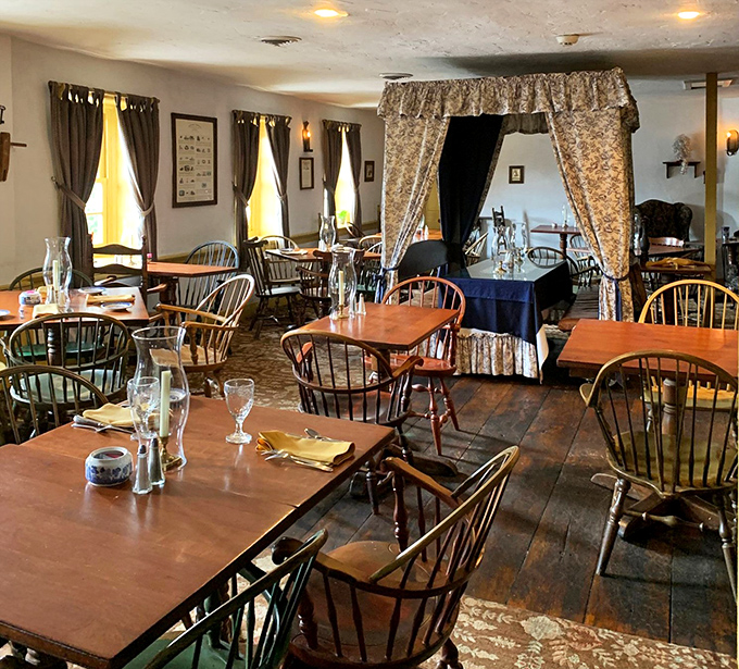 Windsor chairs and white tablecloths create an atmosphere where you half-expect Thomas Jefferson to walk in and order the daily special.
