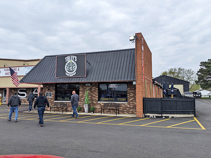 Tolly's offers hearty meals that satisfy both stomach and wallet&mdash;the kind of place where regulars have "the usual."