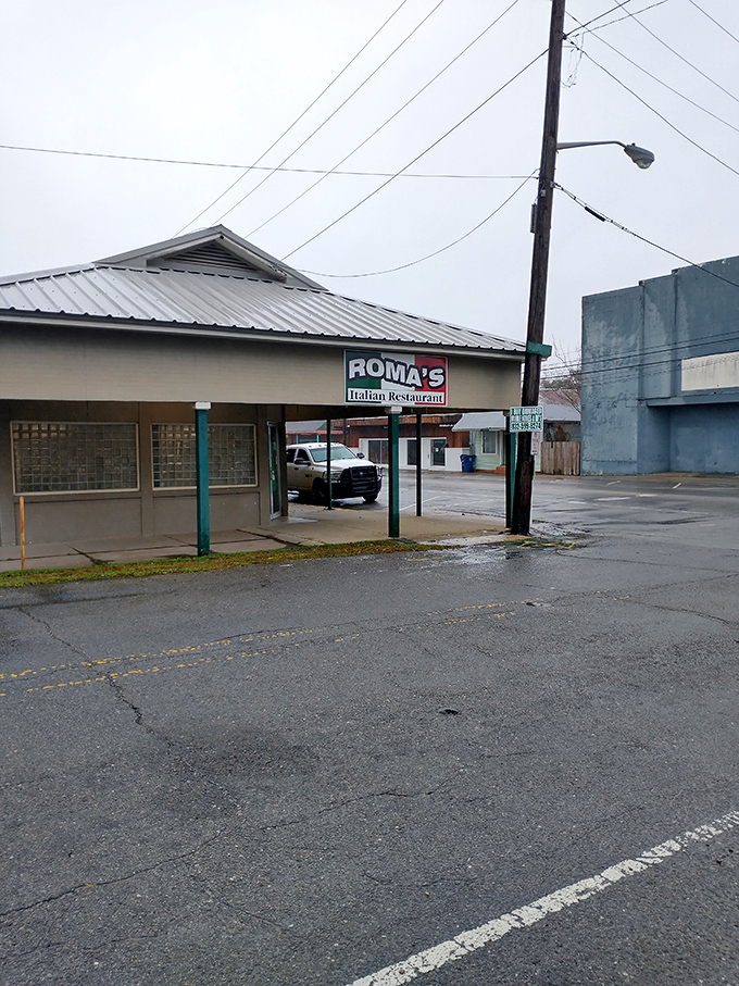 Roma's Italian Restaurant brings unexpected culinary diversity to Rayne. Proof that small-town living doesn't mean sacrificing pasta cravings when your pension check arrives.