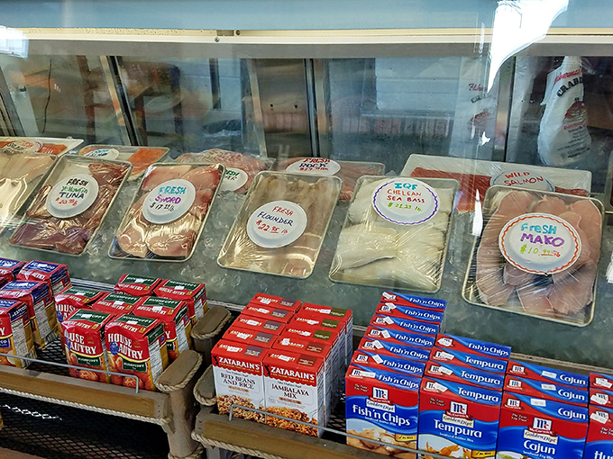 Behind glass, fresh catches await their destiny&mdash;a seafood display that makes grocery store seafood counters hang their heads in shame.