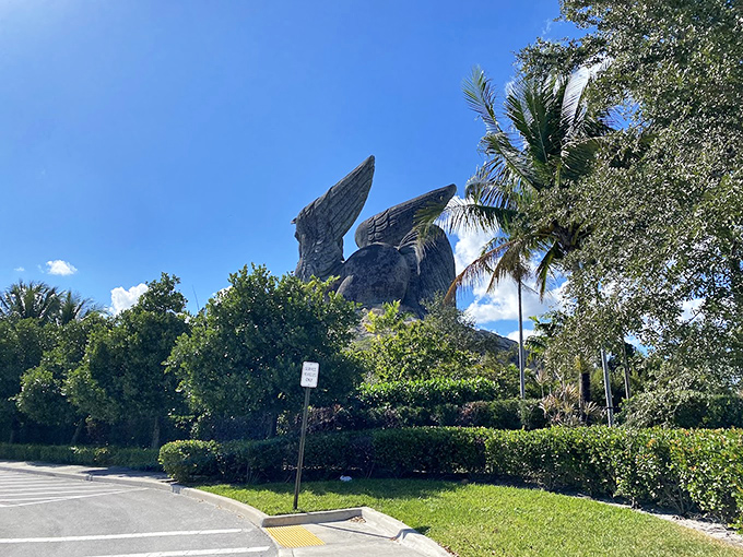 From this angle, you can almost hear Pegasus whispering, "I'm ready for my close-up, Mr. DeMille."