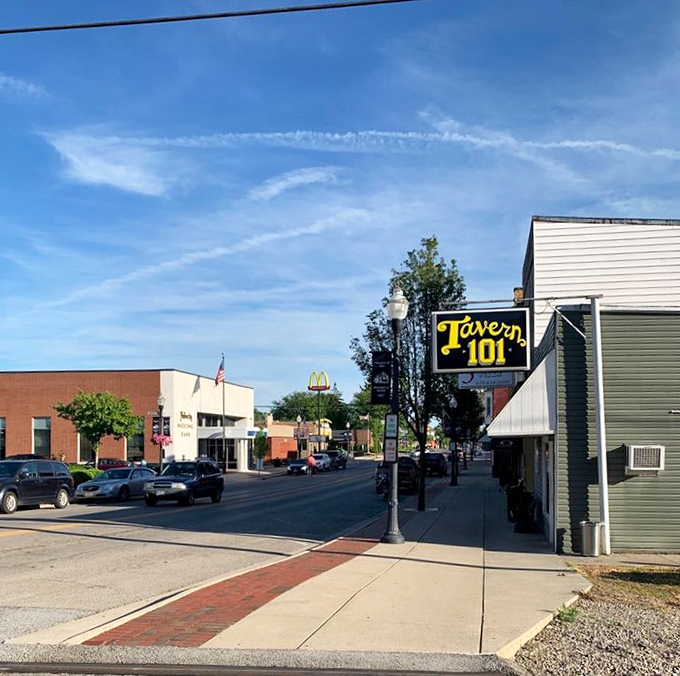 Tavern 101 anchors the corner with promise of cold drinks and hot gossip&mdash;the quintessential small-town watering hole.