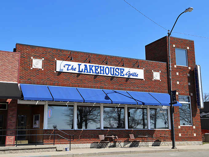 Another angle of The Lakehouse Grille, because some places deserve a second look and third helping.