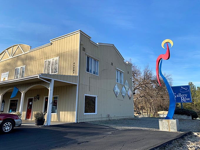 Gallery Row's colorful sculpture announces Oakhurst's artistic side&mdash;proof that culture doesn't require metropolitan rent prices to flourish.