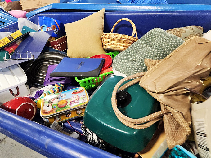 Home d&eacute;cor roulette at its finest. That wicker basket could be your next picnic companion or stylish storage solution.