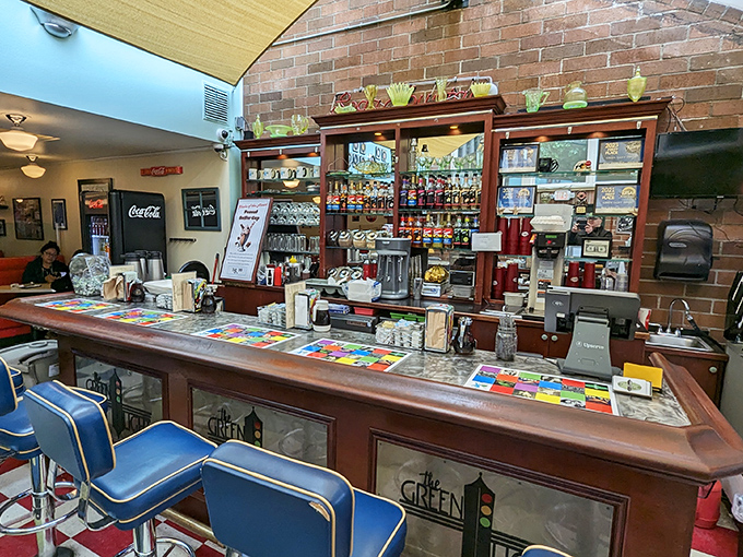 At this counter, coffee refills flow as freely as the local gossip&mdash;the beating heart of diner culture.
