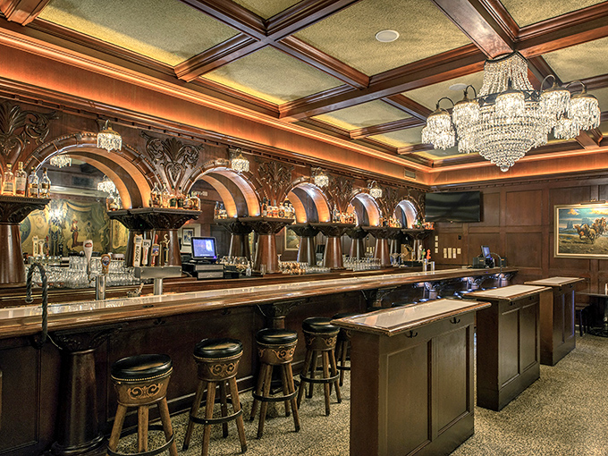 A bar that would make Don Draper feel at home&mdash;crystal chandeliers hanging above meticulously crafted Manhattans and whiskey neat.