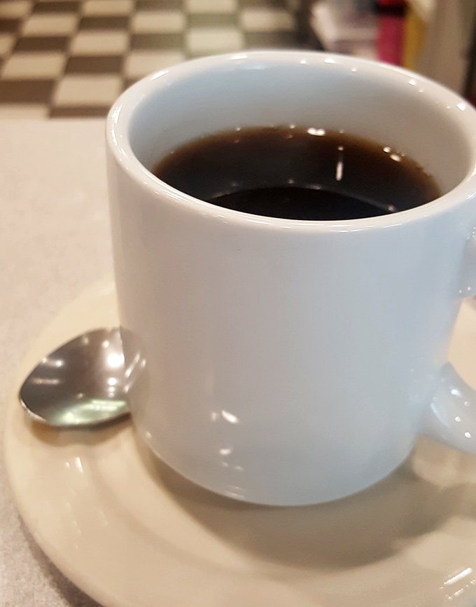 That cup of coffee keeps flowing throughout your meal, because good diners understand the sacred importance of caffeine.