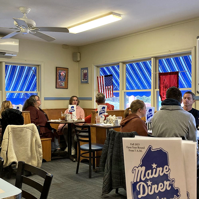 Real diners enjoying real food in a real diner, no staged photos or pretentious plating required here, folks.
