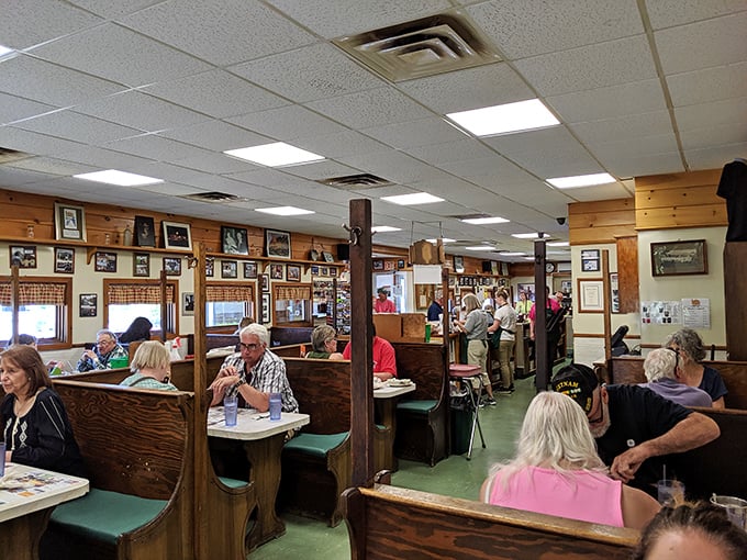 10. diners
The lunch counter buzzes with conversation as locals and tourists alike discover that great food erases all boundaries and differences.
