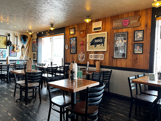 Wooden tables, corrugated metal wainscoting, and enough barbecue-themed art to remind you why you came. Simplicity with purpose&mdash;like barbecue itself.