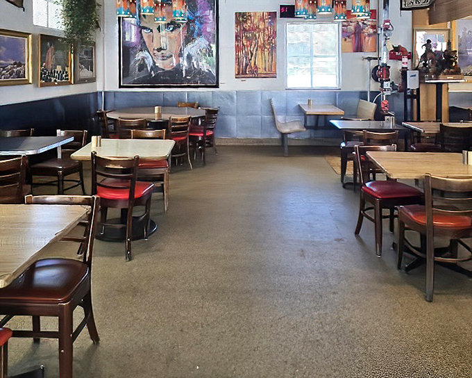 The dining area's no-frills approach lets you focus on what matters &ndash; the food and the fascinating cross-section of humanity sharing the space.