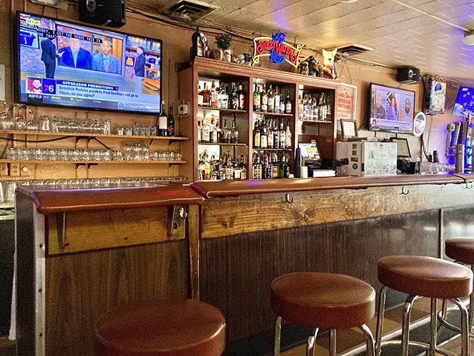 At this bar, everybody might not know your name when you arrive, but they probably will by the time you leave.