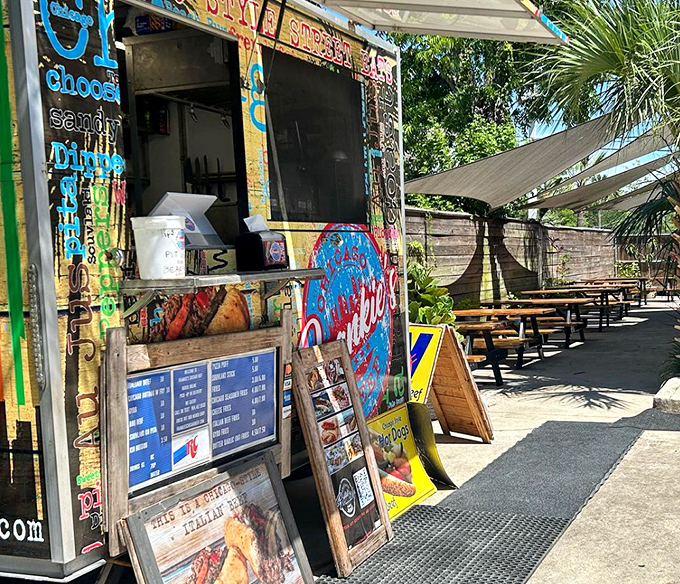 Their food truck brings Chicago street cred to Florida's palm-lined avenues&mdash;a delicious cultural exchange program.