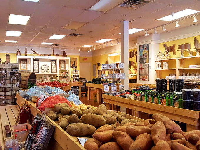 This market's fresh produce and artisanal goods offer a delicious respite from the shopping marathon.