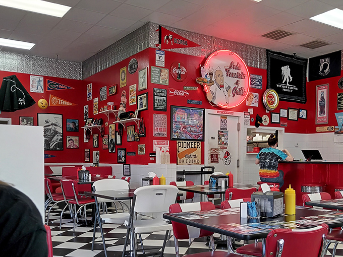Every inch of wall space celebrates something worth remembering—from Route 66 to rock 'n' roll legends watching over your meal.