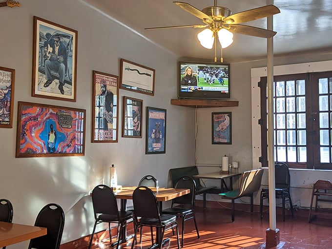 Railroad memorabilia adorns walls bathed in natural light&mdash;a dining room where conversations flow as easily as the barbecue sauce.