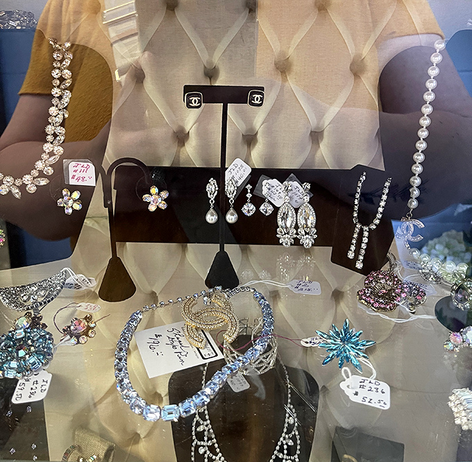 Sparkly estate jewelry displays that could outfit an entire season of Dynasty &ndash; shoulder pads not included.