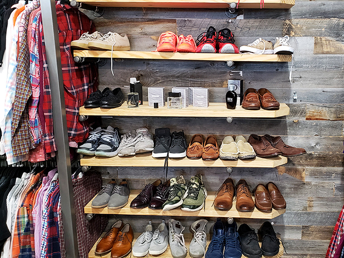 Men's footwear that means business. From casual kicks to boardroom-ready loafers, these pre-loved shoes have already survived the breaking-in period for you.