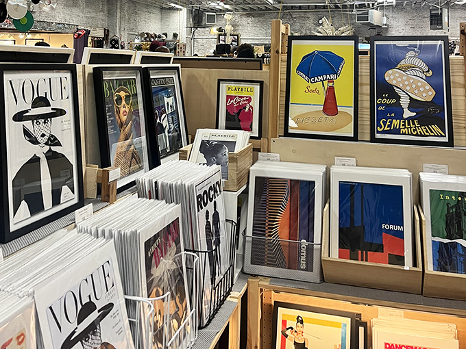 Art prints that transform blank walls from sad, empty expanses into conversation-starting visual feasts.