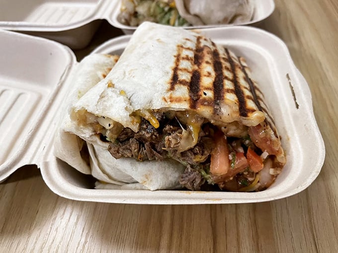 The steak zapato reveals its secrets like a delicious novel. Each bite tells a different chapter in the story of perfect flavor combinations.