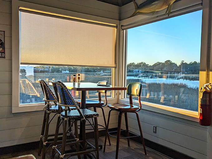 Window-side dining with marsh views that rival the food for your attention &ndash; nature's dinner theater at its finest.