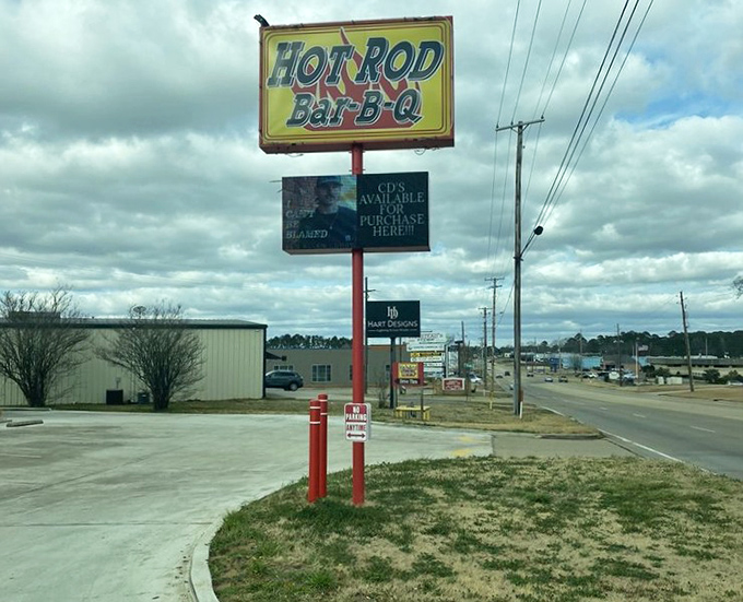Hot Rod's bright yellow sign stands tall above the highway &ndash; the barbecue equivalent of "X marks the spot" on a treasure map.