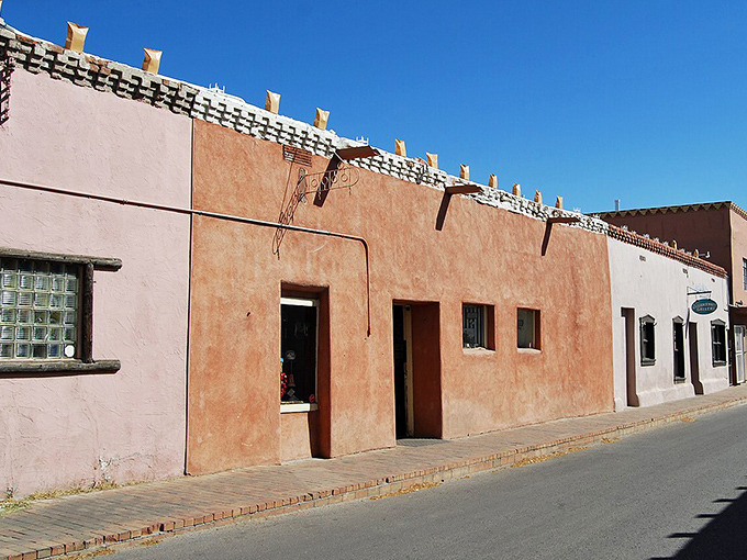 Desert valley living with mountain majesty creates an affordable retirement paradise that feels almost too good.