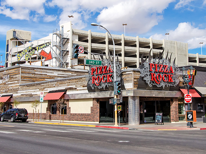 Where pizza meets rock and roll attitude in a downtown Vegas love affair that tastes as good as it looks.