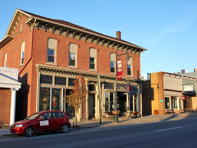Somerset's brick-lined streets tell stories of enduring American small-town values and charm.