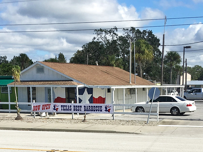 Texas Best brings Lone Star State barbecue traditions to Florida's Gulf Coast with authentic pride.