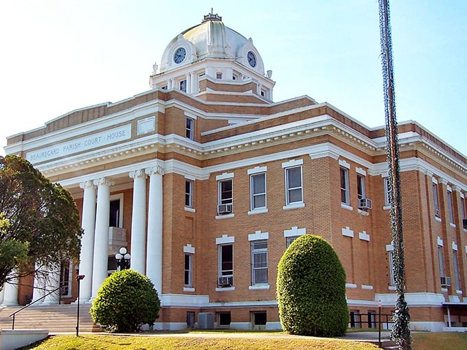 DeRidder's courthouse dome has the architectural swagger of a building that knows it's the fanciest thing in town – and doesn't charge admission.