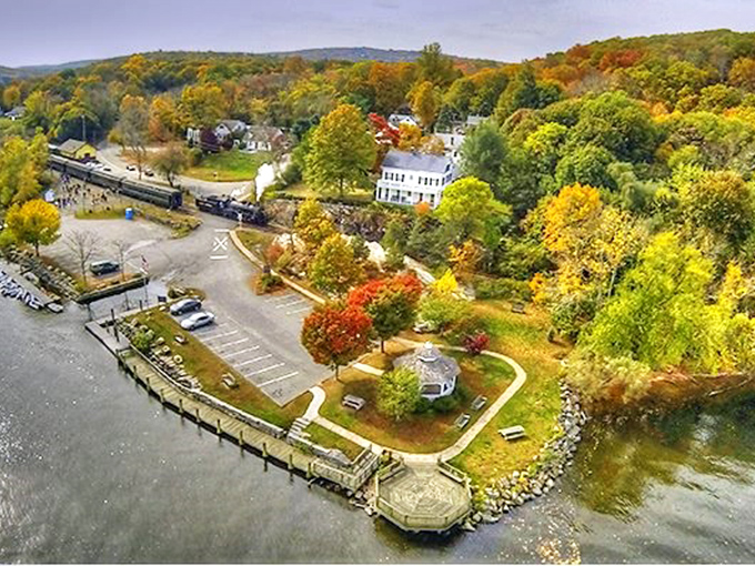 This aerial view captures Deep River's perfect marriage of small-town charm and Connecticut River valley beauty.