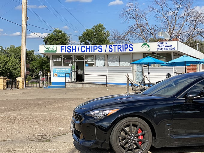 This no-nonsense exterior promises exactly what's inside&mdash;straightforward seafood done right, no passport required.