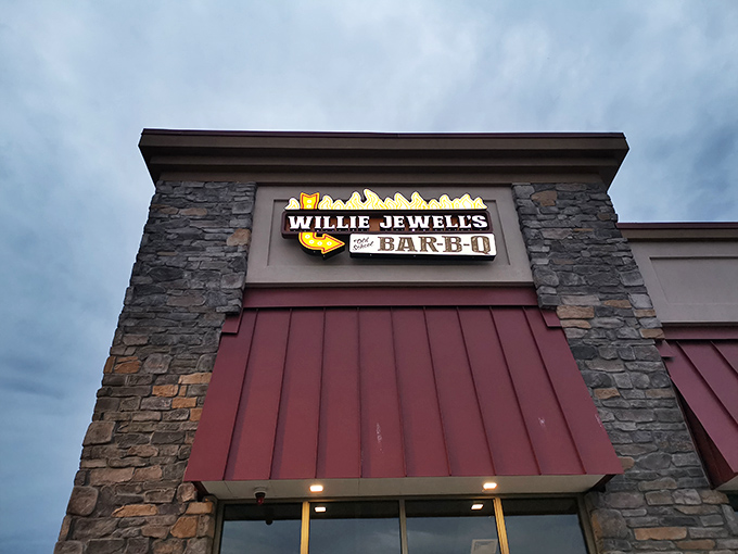 Willie Jewell's modern exterior houses time-honored BBQ traditions. Like finding an old vinyl record in a digital world.