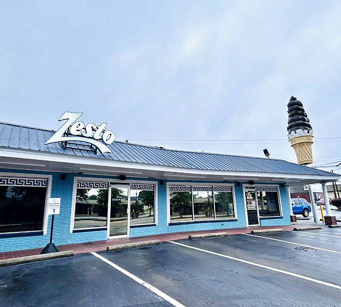 Retro vibes and a bright blue exterior – Zesto's has been serving up nostalgia and perfect chicken for generations.