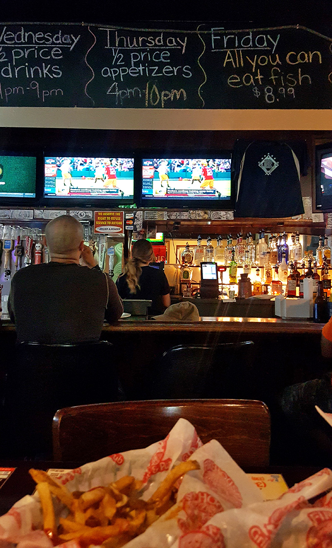 The bar area's chalkboard specials and lineup of spirits promise that whatever kind of day you've had, they've got a remedy waiting.