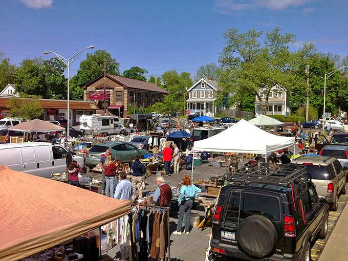 Beacon's flea market offers treasure hunting without the Florida humidity&mdash;where one person's downsizing becomes another's perfect accent piece.