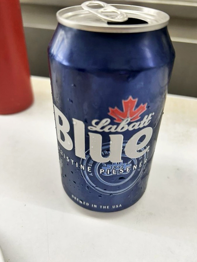 When in Michigan&hellip; A cold Labatt Blue is the traditional accompaniment to this decidedly unpretentious feast of regional specialties. 